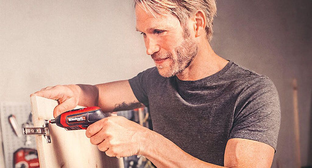 Powerful and efficient cordless screwdrivers