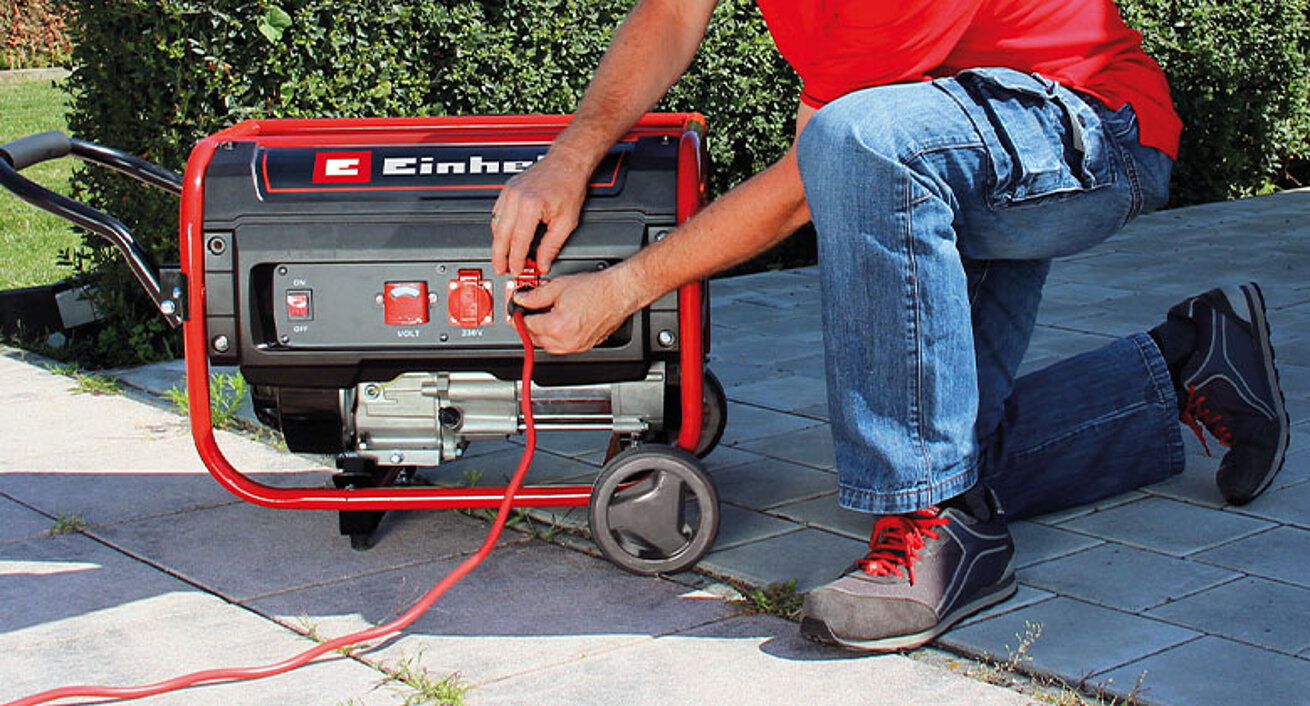 Efficient power generators for garden, camping and construction